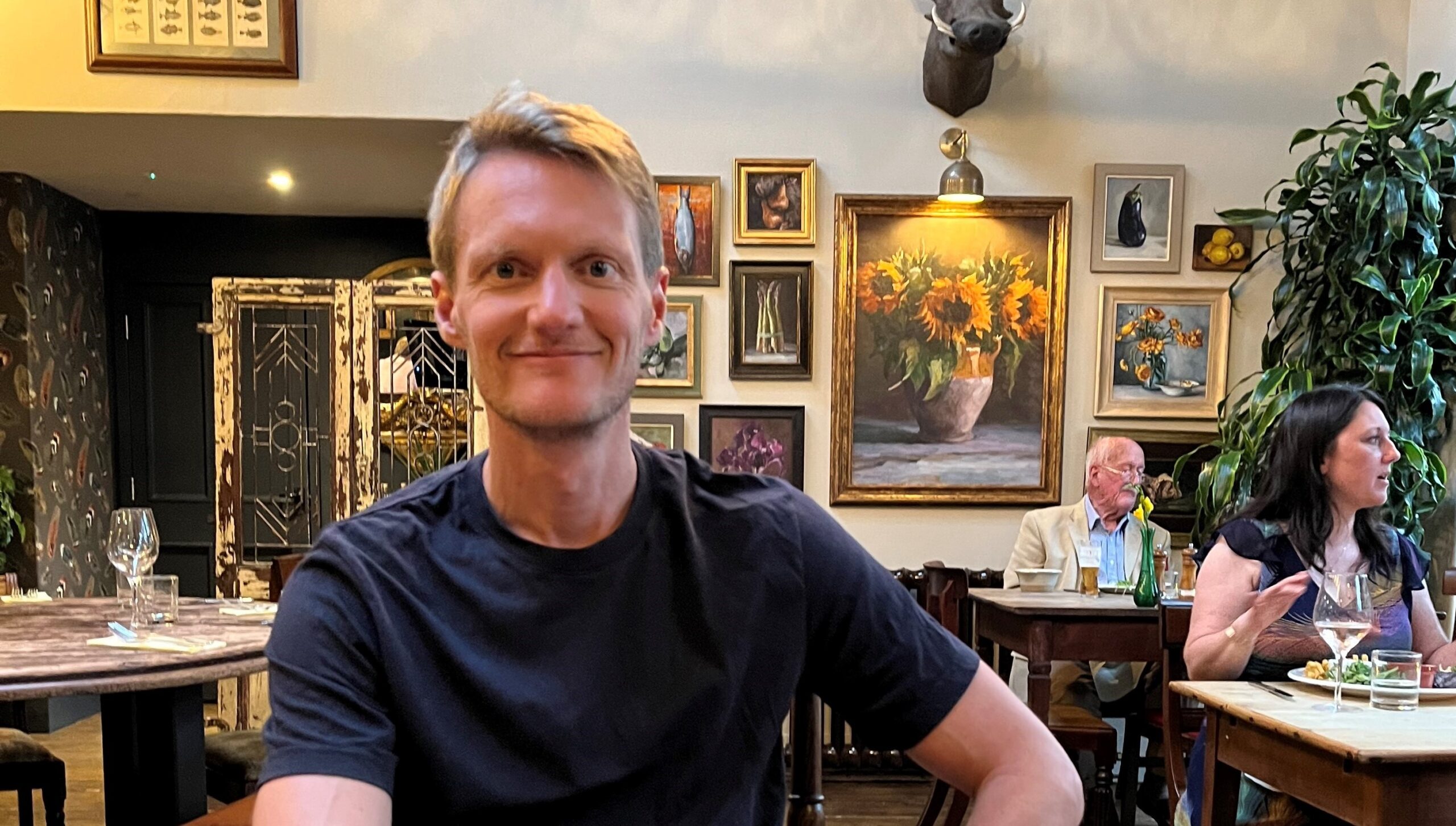 Winter Run Rewards artist on his motivational design and the magic of ...